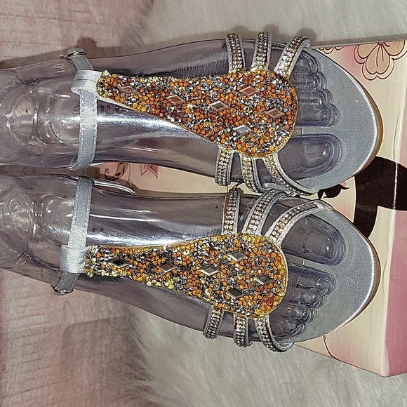 Shoezy | Shoes | Shoezy Silver And Copper Kitten Heels | Poshmark